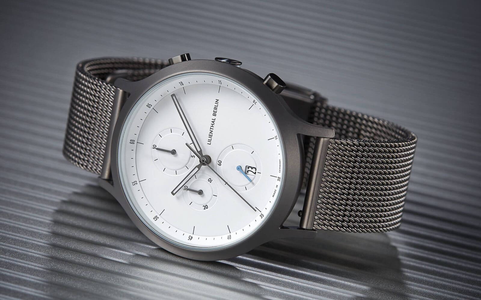 The Pilot Watch Airmail – Your Pilot Watch Briefing