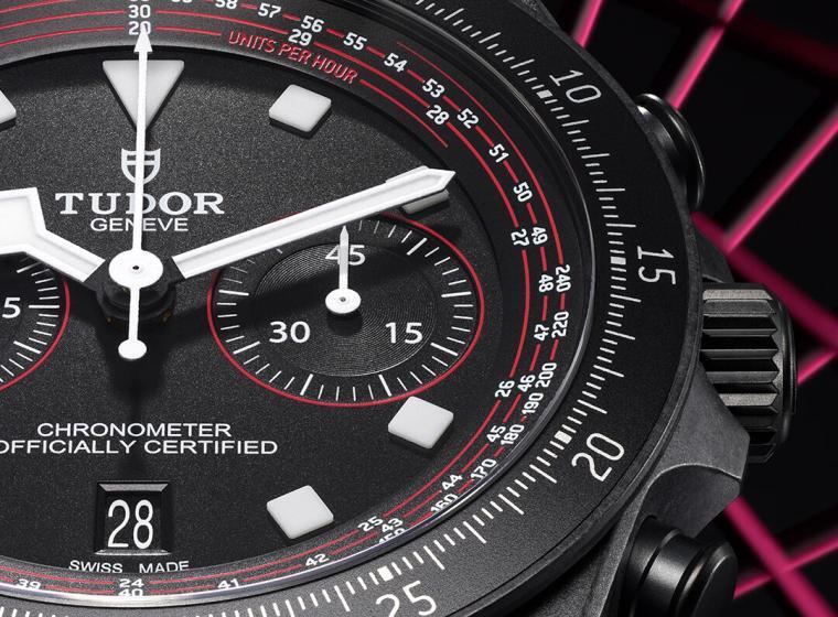 Invicta – Invincible in detail